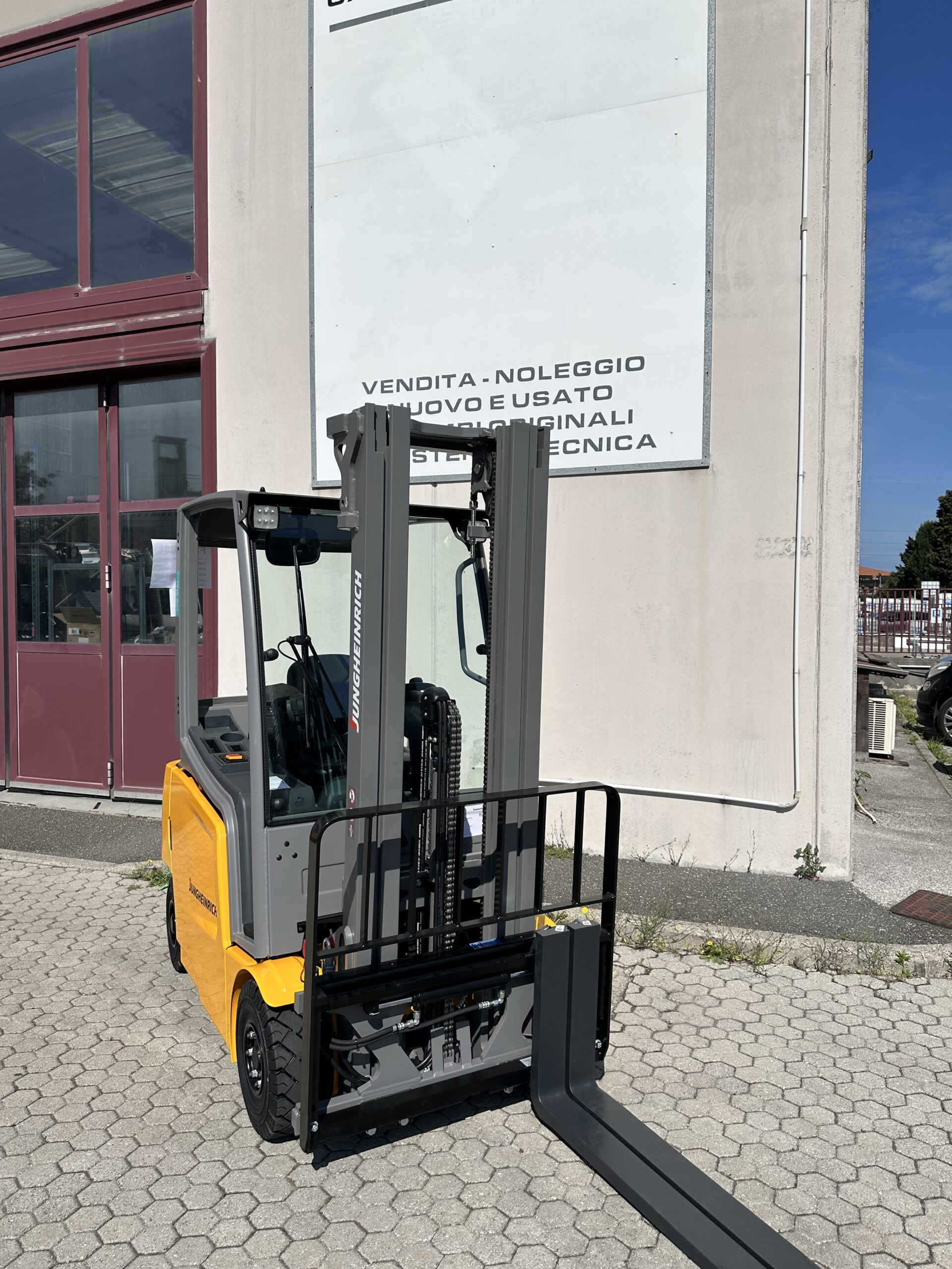 JUNGHEINRICH EFG 316K - Sovecar SRL